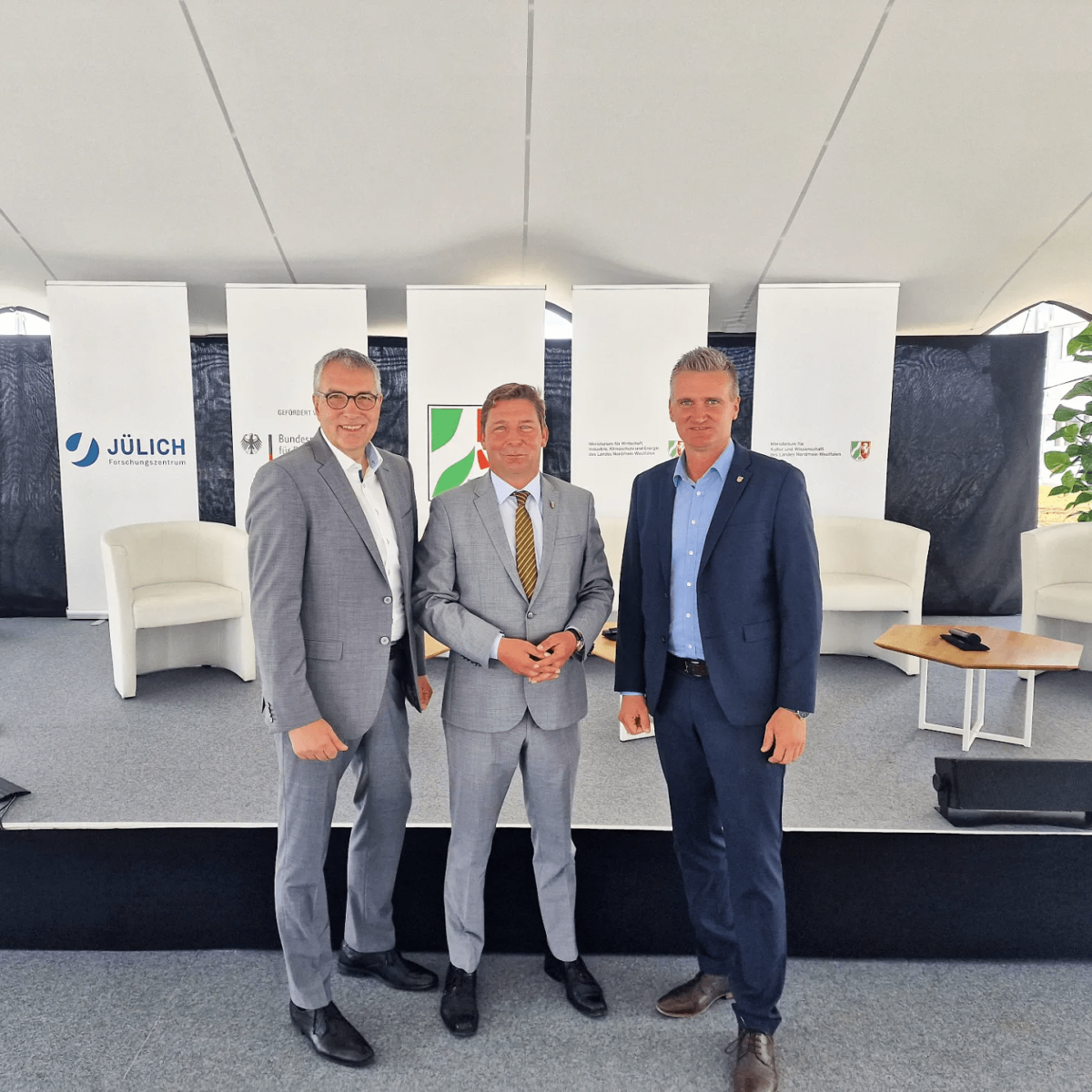 Ministerpräsident Hendrik Wüst zum Start des Helmholtz-Clusters ...